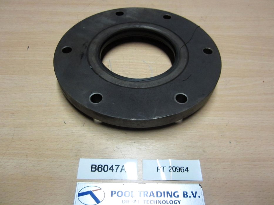 TWIN DISC MG-518 (BEARING RETAINER, FORW. SHAFT/B6047A) Spare Part ...