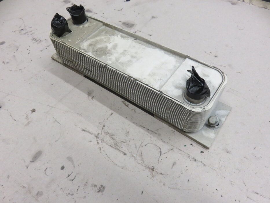 VOLVO PENTA D13B,D13C (OIL COOLER/21403974) Spare Part - POOL TRADING