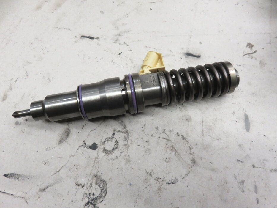 VOLVO PENTA D16 (UNIT INJECTOR/3829087) Spare Part - POOL TRADING