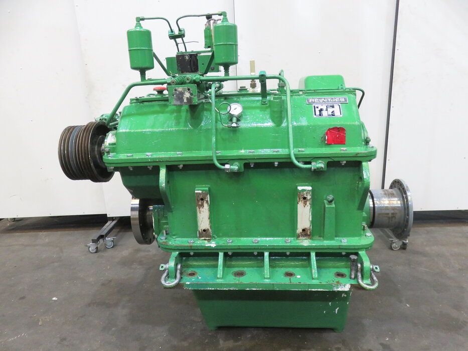 REINTJES WGV 441 Used Gearbox - POOL TRADING