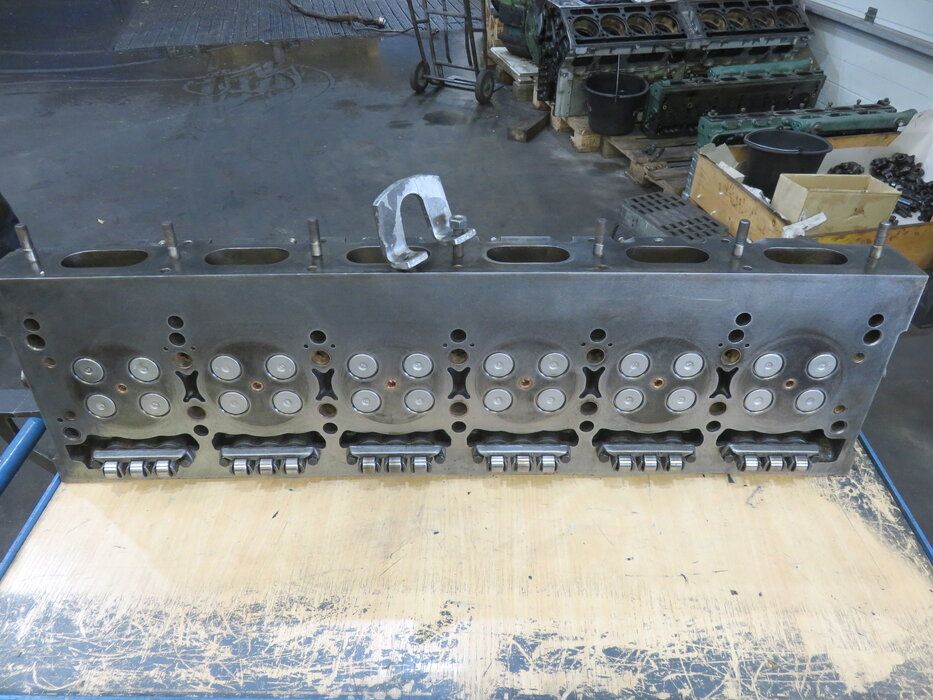 DETROIT DIESEL 6-71(CYLINDER HEAD/5102770) Spare Part - POOL TRADING