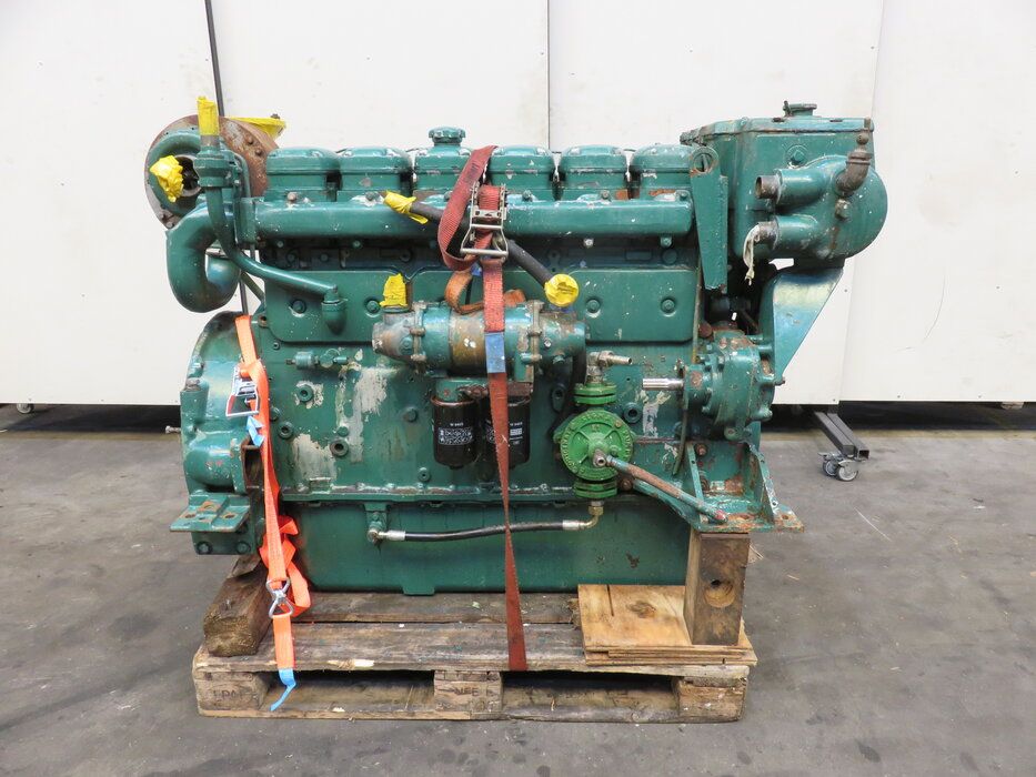 VOLVO PENTA TAMD 100 A Diesel Engine - POOL TRADING