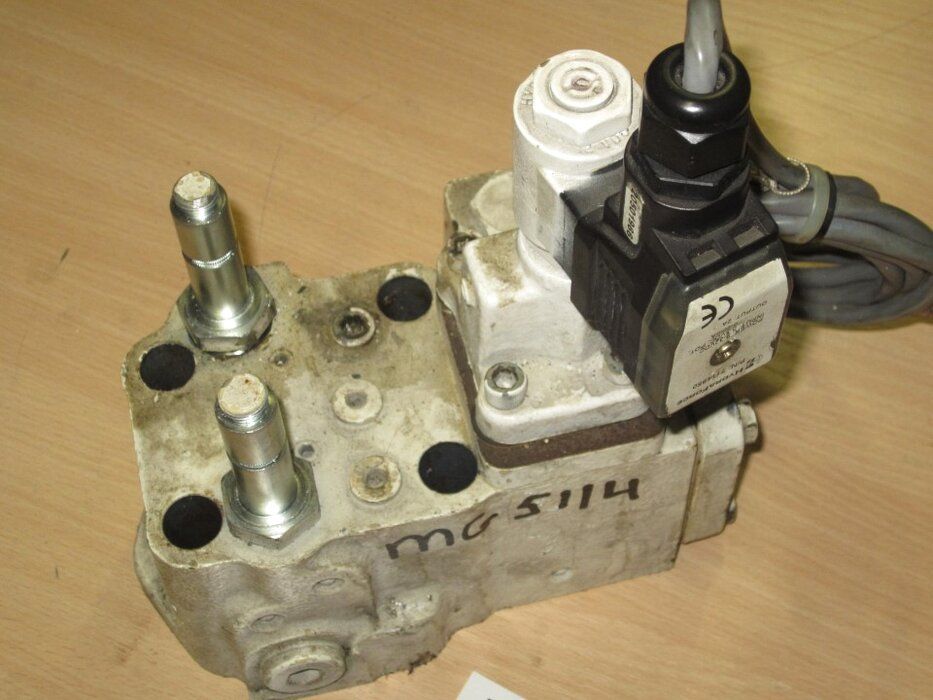 TWIN DISC MG-5114 (ELECTRIC CONTROL VALVE/PX10285) Spare Part - POOL ...