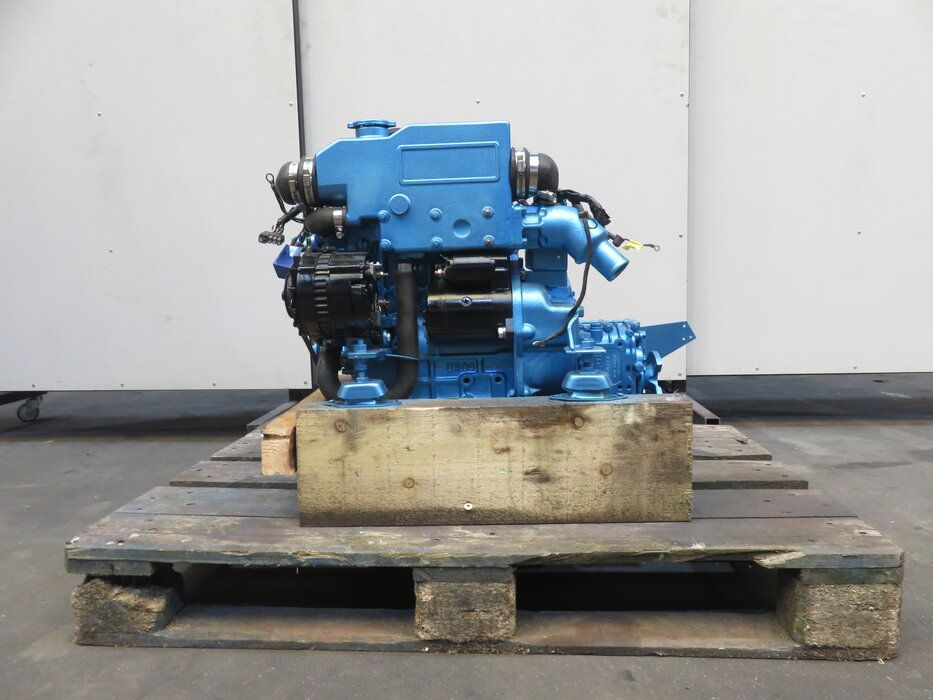 PERKINS PERAMA M30 Diesel Engine - POOL TRADING