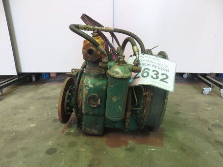 SELF-CHANGING GEARS MRF/700 Used Gearbox - POOL TRADING
