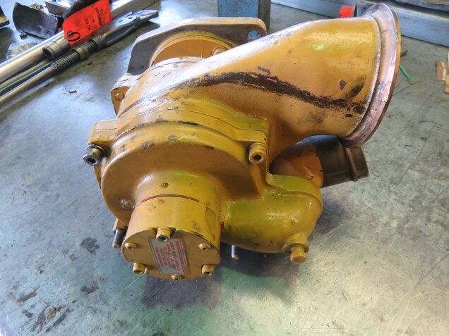 CATERPILLAR C12 (RAW WATERPUMP) Spare Part - POOL TRADING
